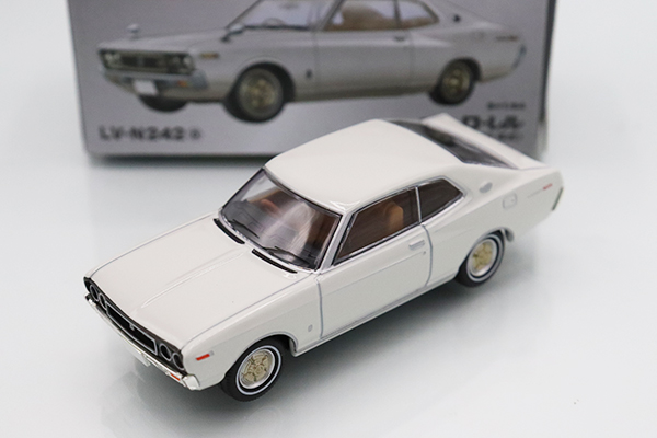 ミニカーショップ ケンボックス トミカリミテッドヴィンテージネオ★LV-N242a★日産ローレル ハードトップ2000SGX(72年式 ...